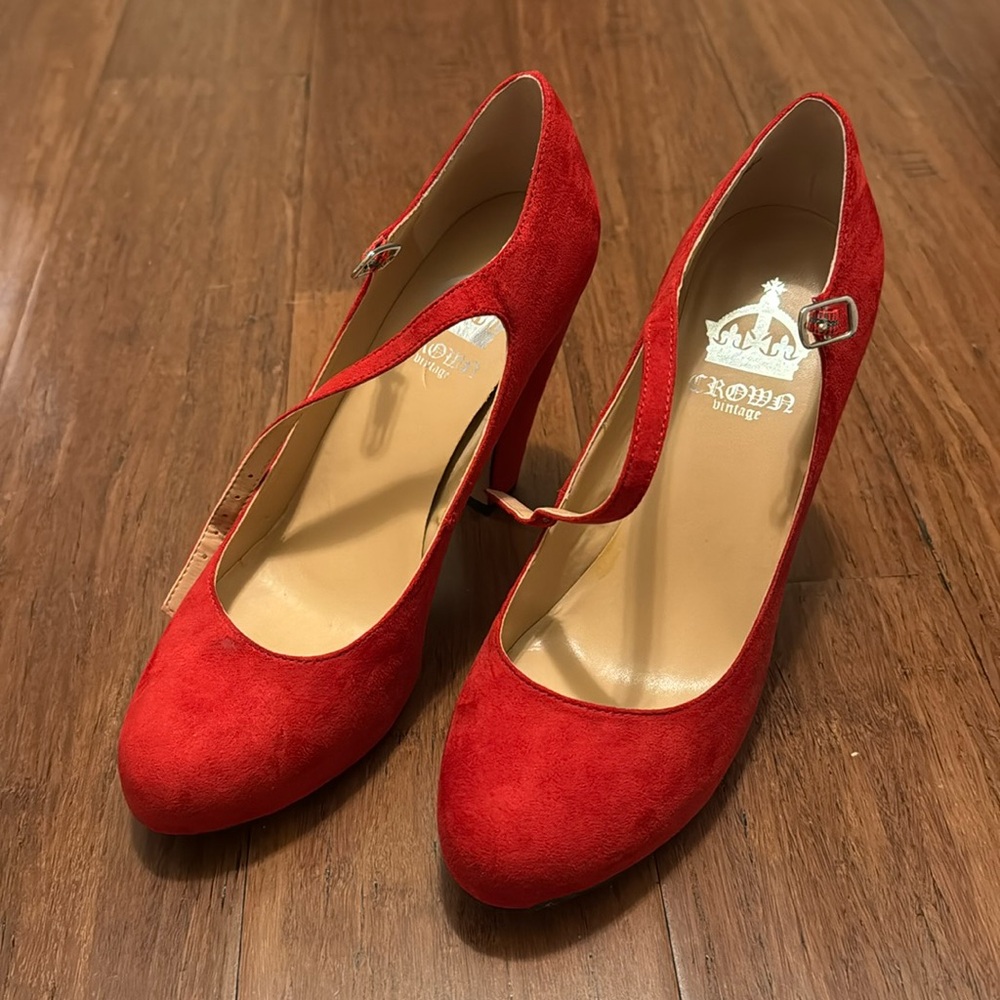 Crown Vintage Red High Heels - Gem